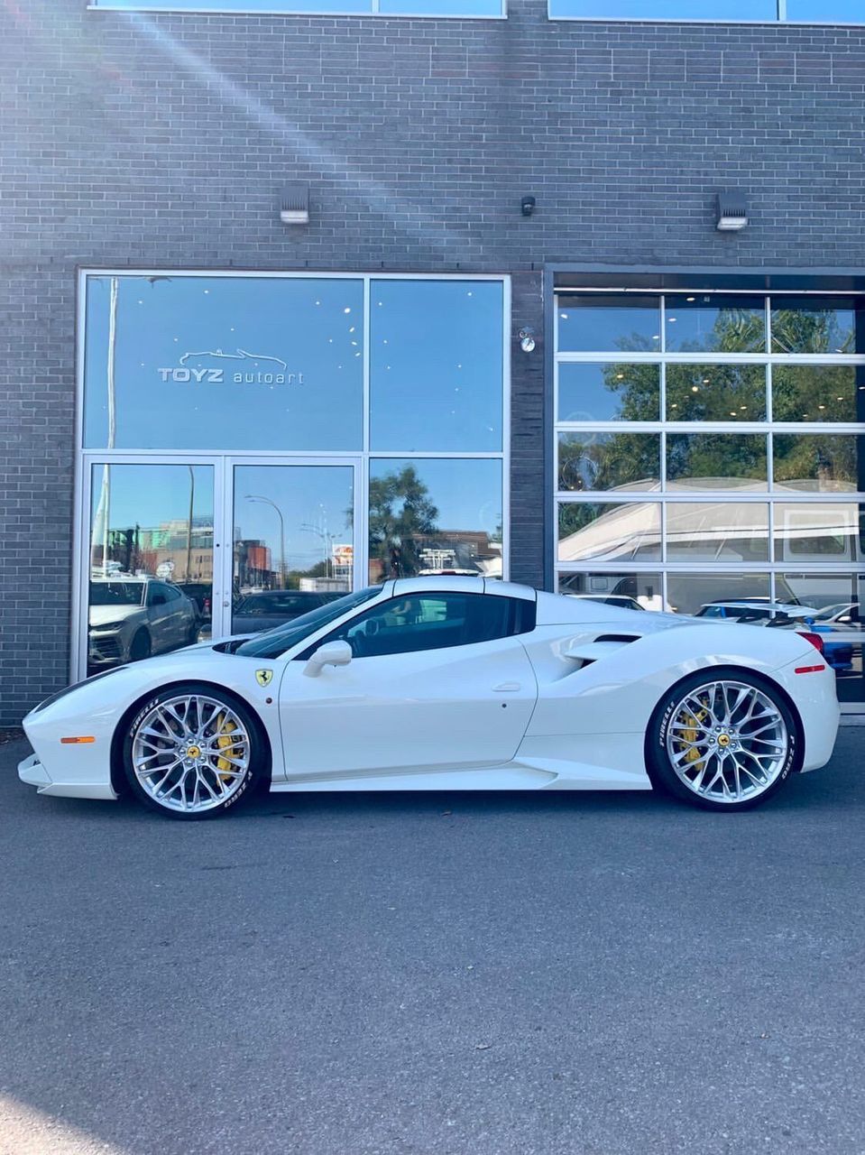 hre_japanのblog:Ferrari 488 Spider P200マッチングPHOTO!