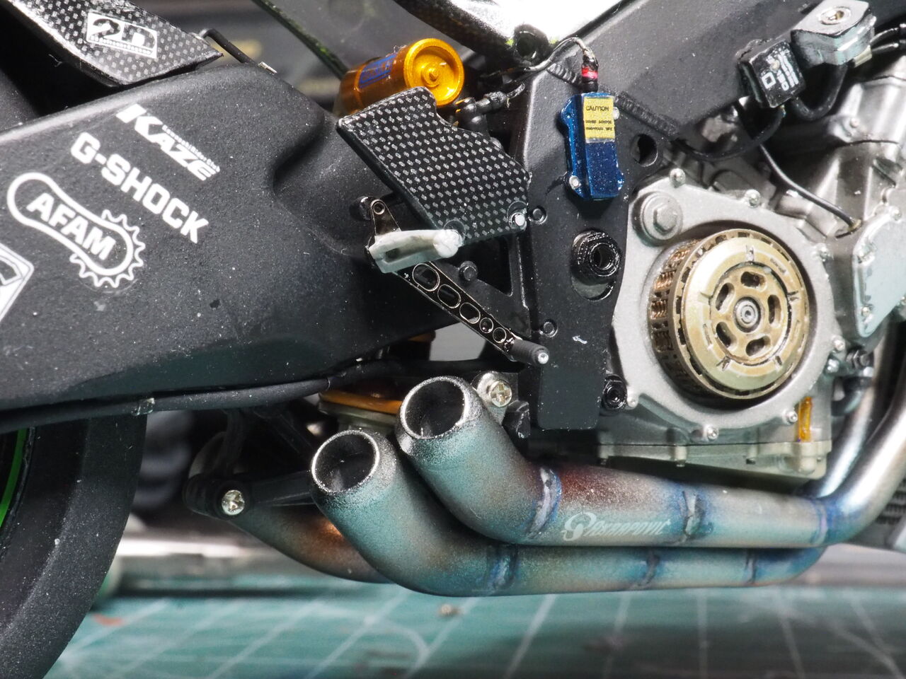 作る タミヤ KAWASAKI Ninja ZX-RR 1/12「その15 完成・・・と 作る タミヤ KAWASAKI Ninja ZX-RR 1/12「その15 完成・・・と