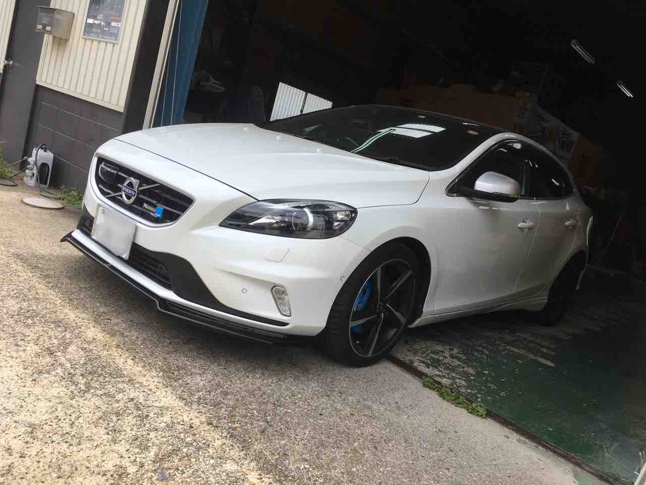 H-SPORT BLOG:ボルボV40R-Design MaxtonDesignフロントスプリッター取付 - livedoor Blog（ブログ）