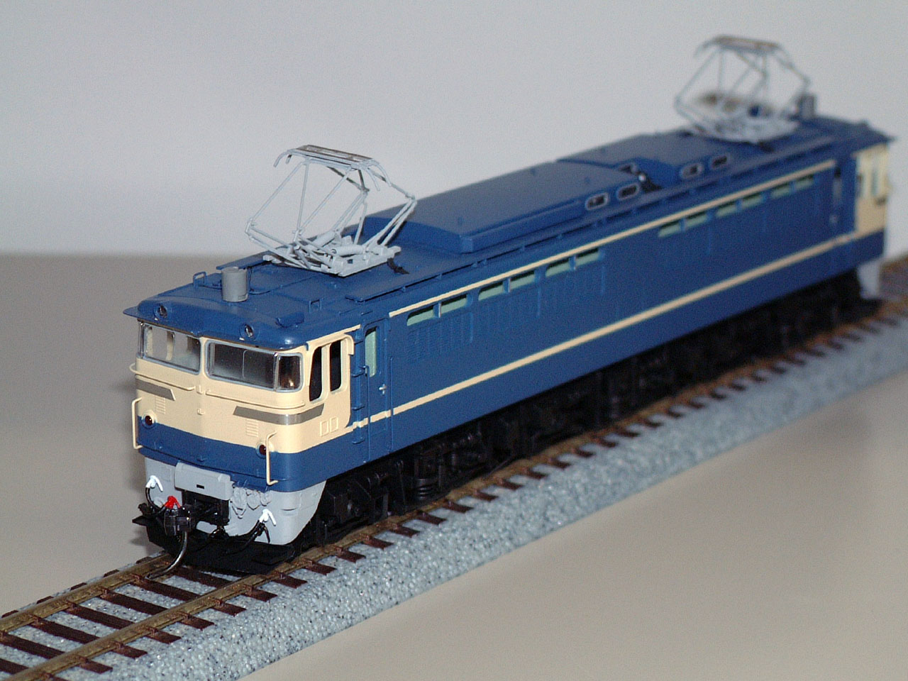 EF65-520の製作その6 : 気まぐれなモデラー