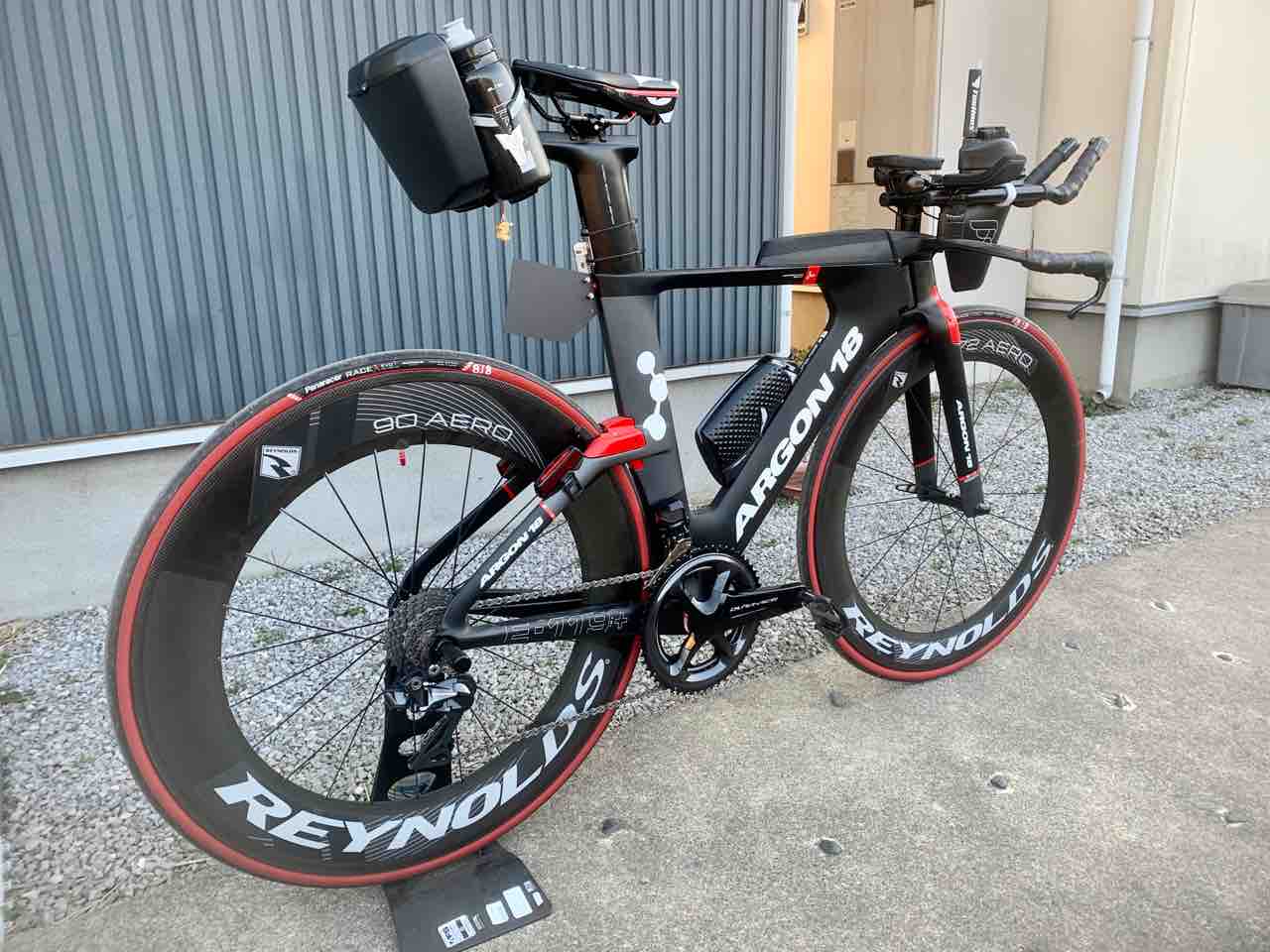 自転車 : 右手の処女と左手の淑女