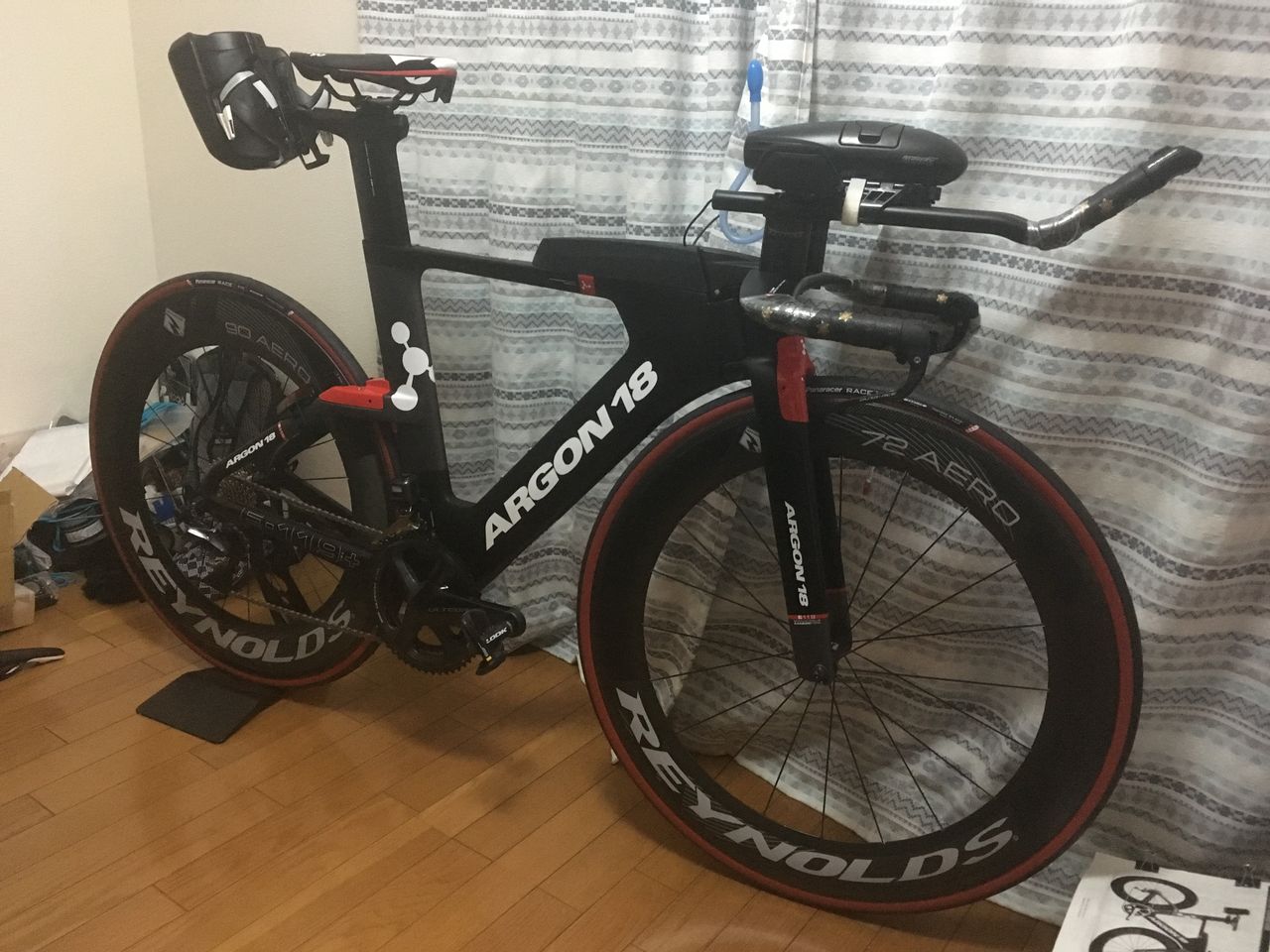自転車 : 右手の処女と左手の淑女