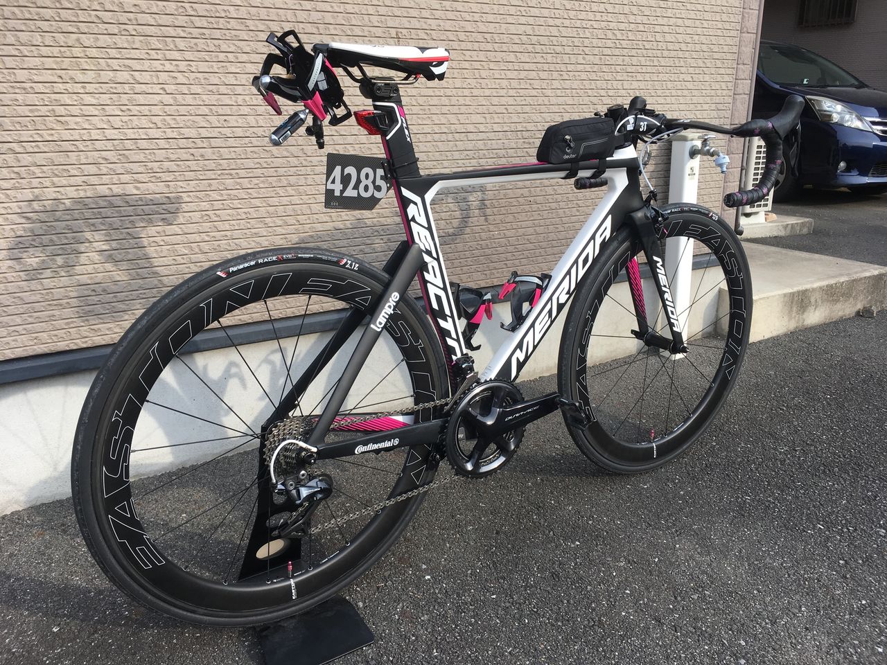 自転車 : 右手の処女と左手の淑女