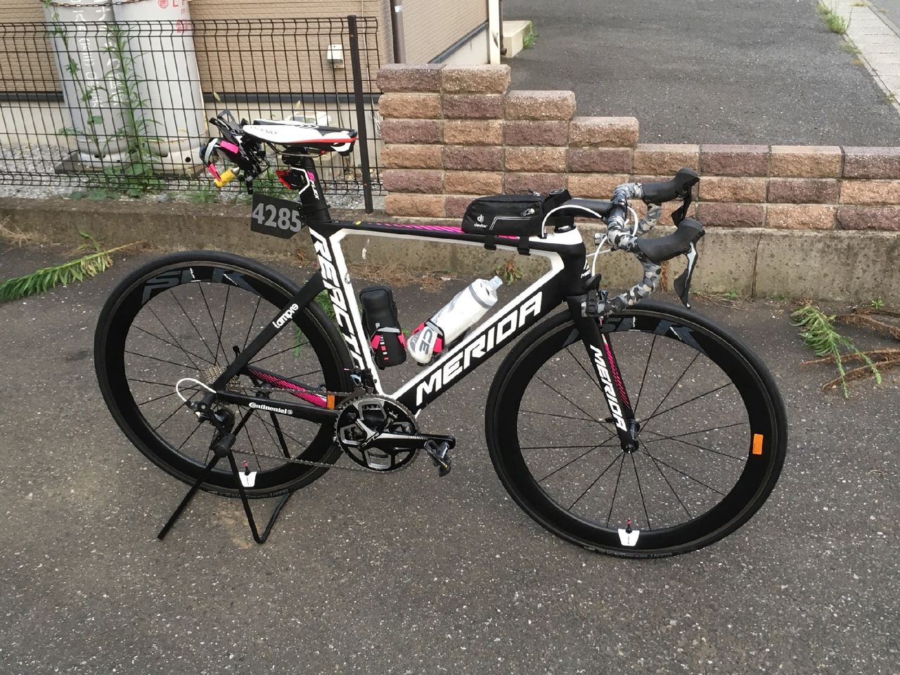 自転車 : 右手の処女と左手の淑女