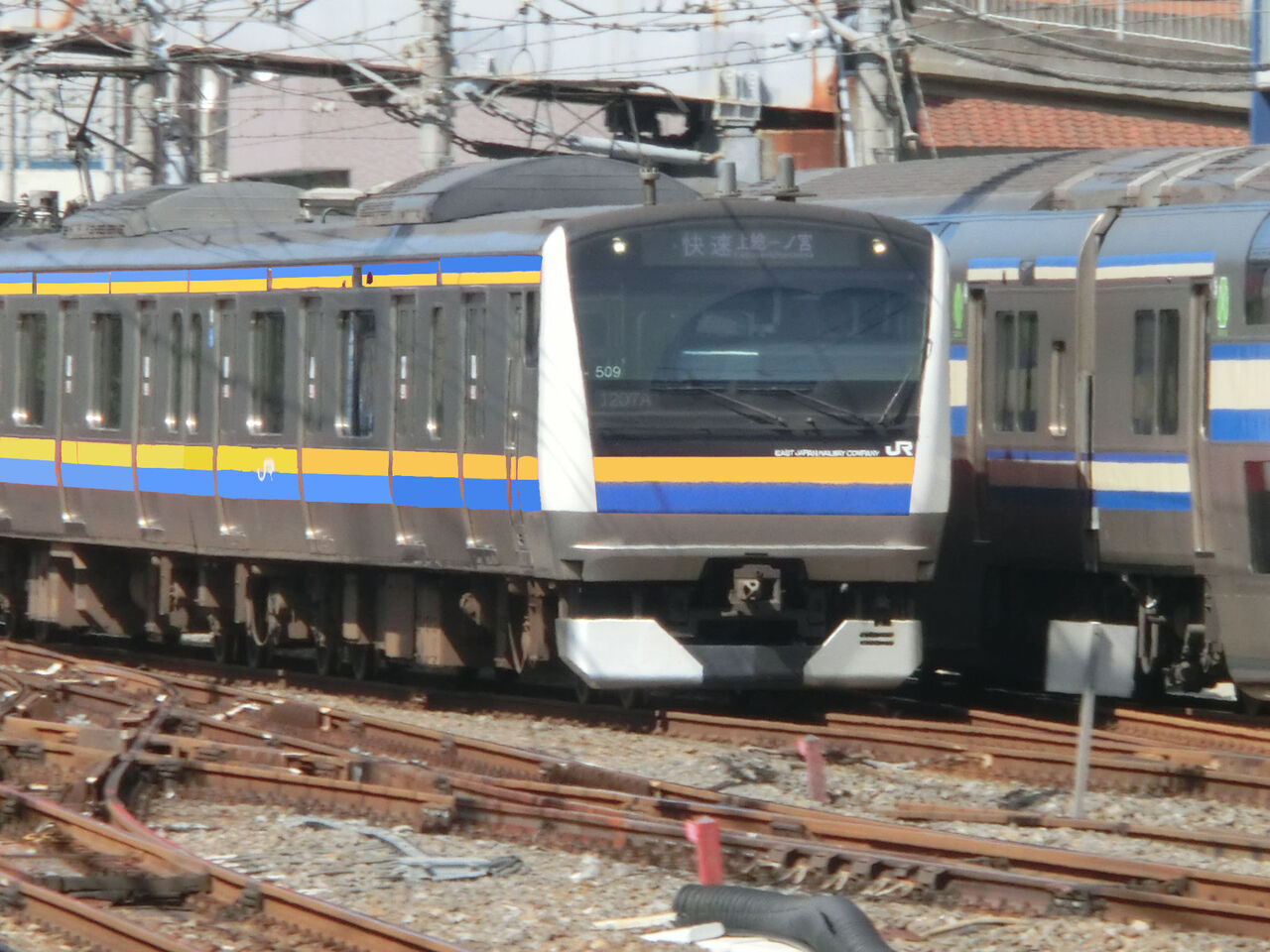 日本鉄道情報＠2025 : E233系1000番台サイ102編成 TK入場 千葉地区への転用スタートか？