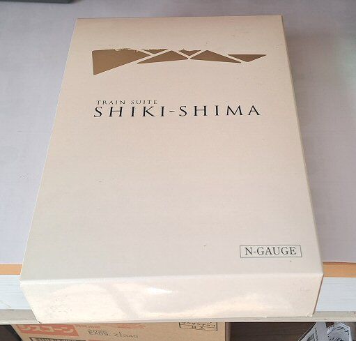 KATO-E001形TRAIN SUITE 四季島10両セットから1 : 鉄道模型おもちゃ倶楽部