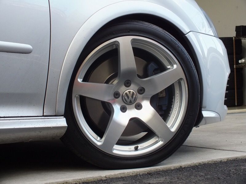 イシカワエンジニアリング スタッフブログ:GOLF5 R32 × NEUSPEED RSe52 & Sway Bar & リジットカラー