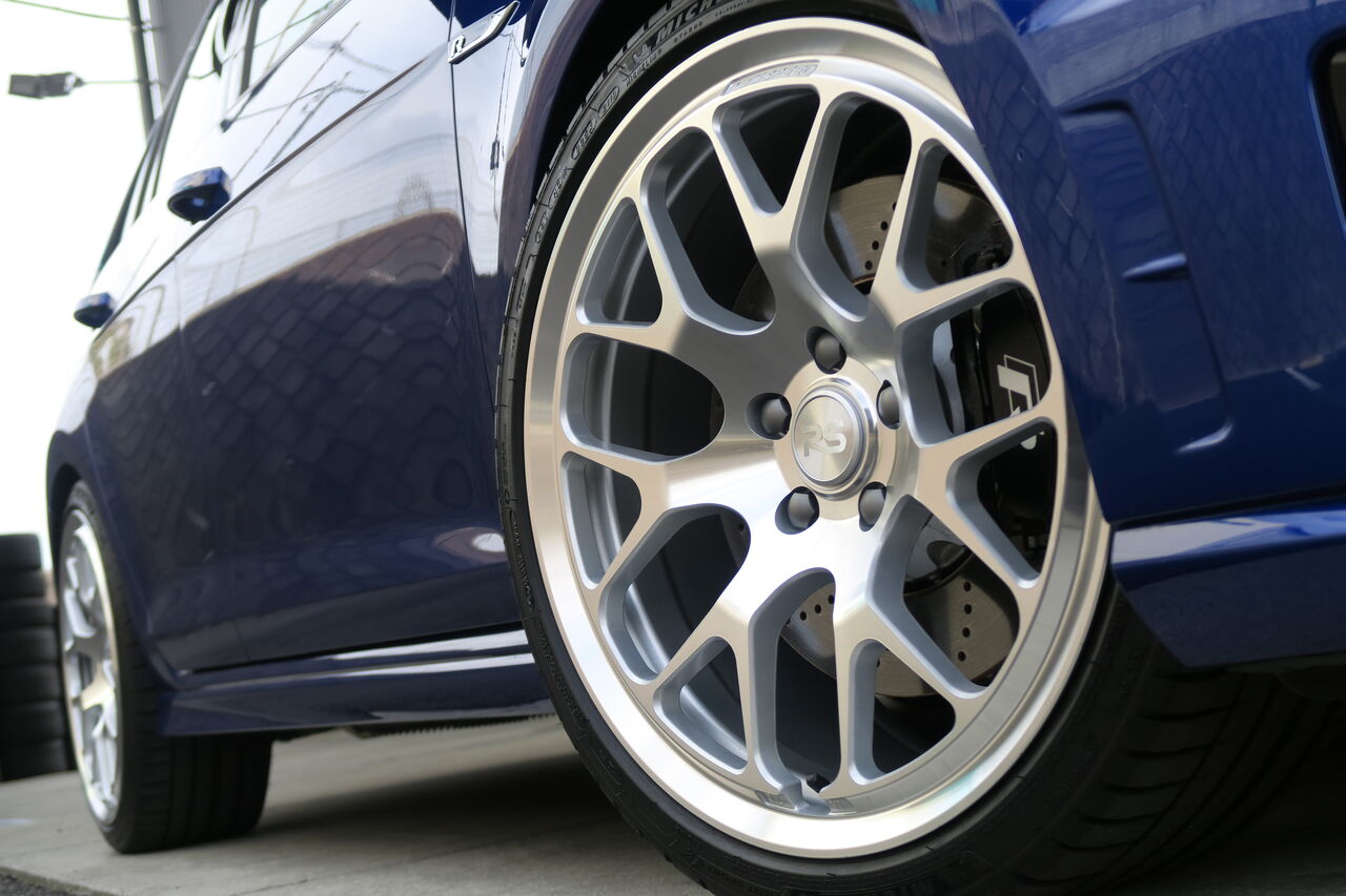 イシカワエンジニアリング スタッフブログ:VW GOLF7 Variant R × NEUSPEED RSe142