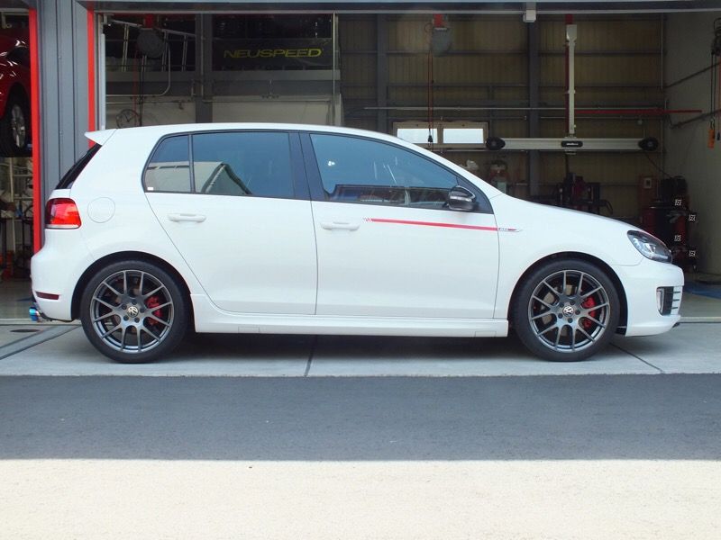 イシカワエンジニアリング スタッフブログ:GOLF6 GTI × NEUSPEED RSe12 + PSS