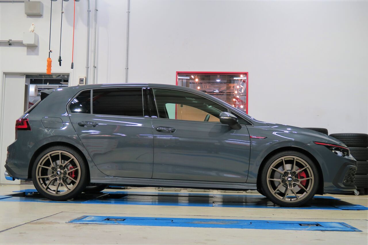 イシカワエンジニアリング スタッフブログ:VW GOLF8 GTI × NEUSPEED RSe10