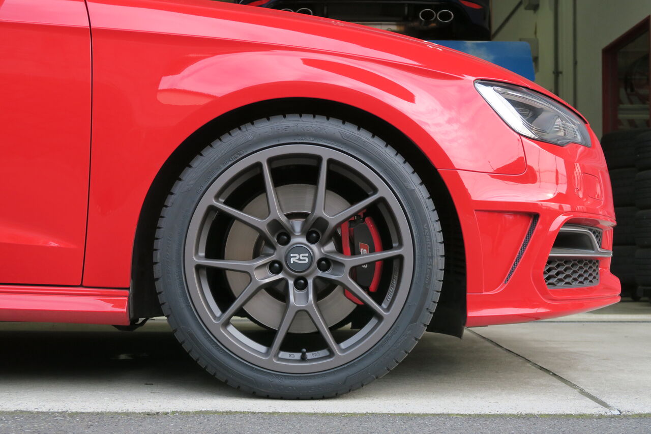 イシカワエンジニアリング スタッフブログ:AUDI S3 (8V) Sportback × NEUSPEED RSe10 + HANKOOK ...