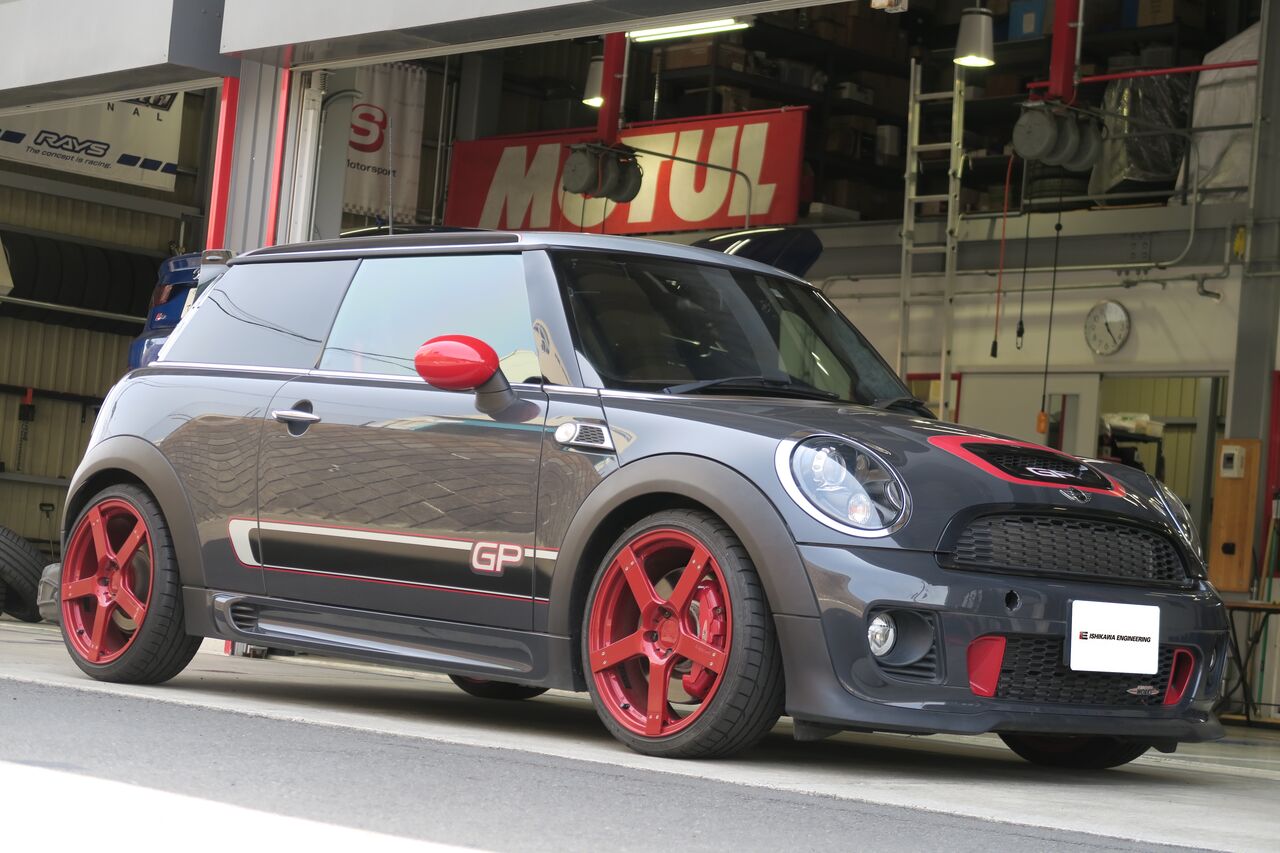 イシカワエンジニアリング スタッフブログ:MINI R56 GP & F56 Cooper S Maintenance