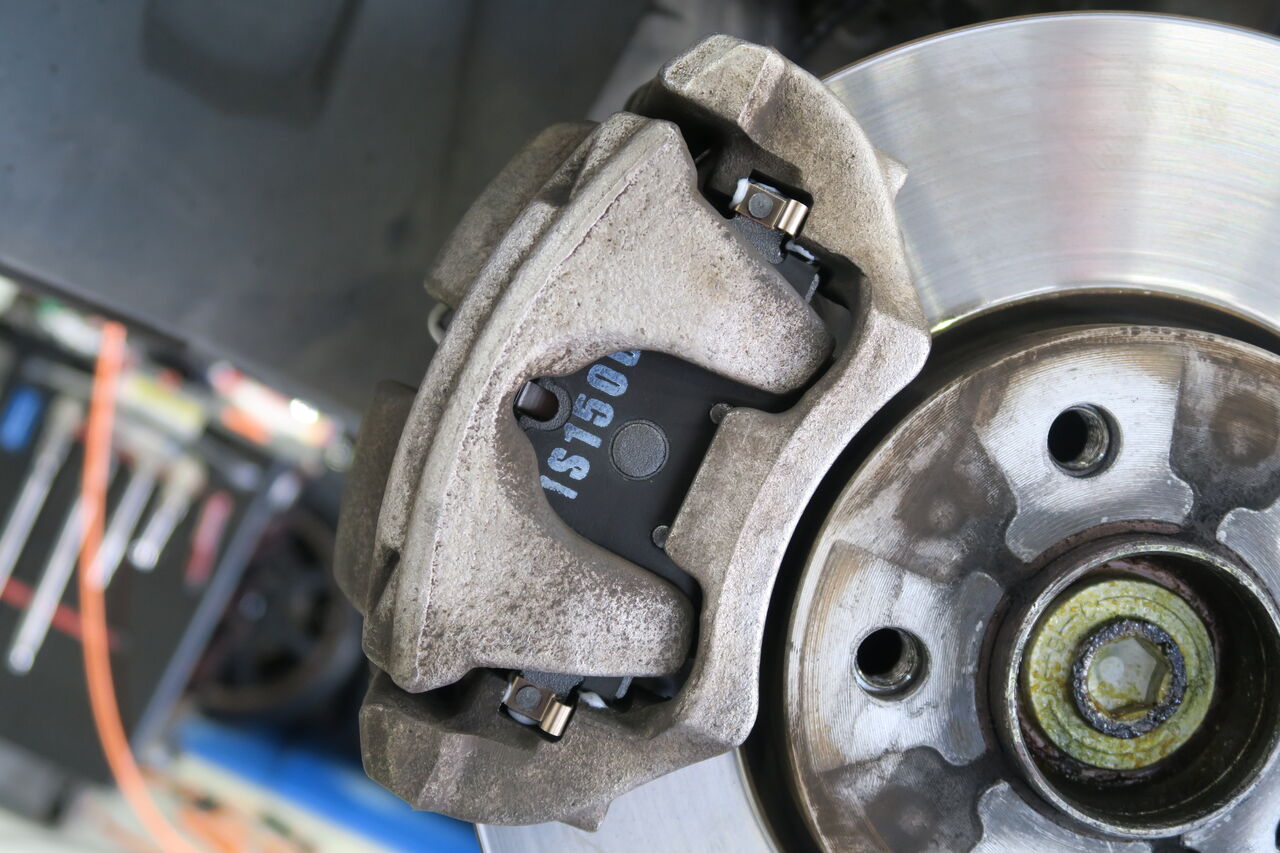 イシカワエンジニアリング スタッフブログ:MINI F54 Cooper SD × iSWEEP Brake Pad IS1500