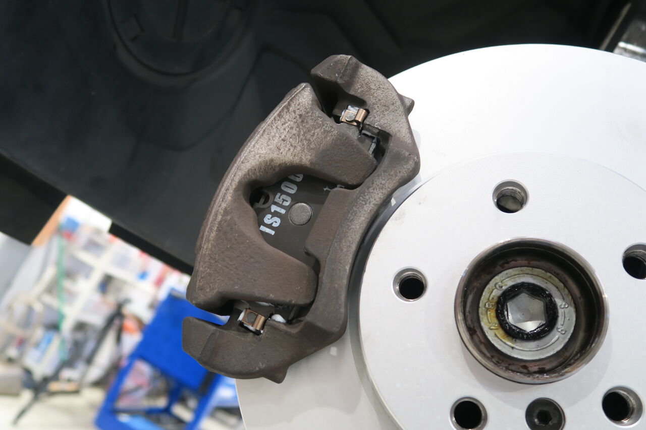 イシカワエンジニアリング スタッフブログ:MINI F54 Cooper SD × iSWEEP Brake Pad IS1500 ...