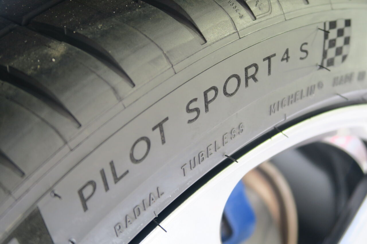 イシカワエンジニアリング スタッフブログ:AUDI A4 (B8) 2.0 TFSI Quattro × NEUSPEED RSe06 ...