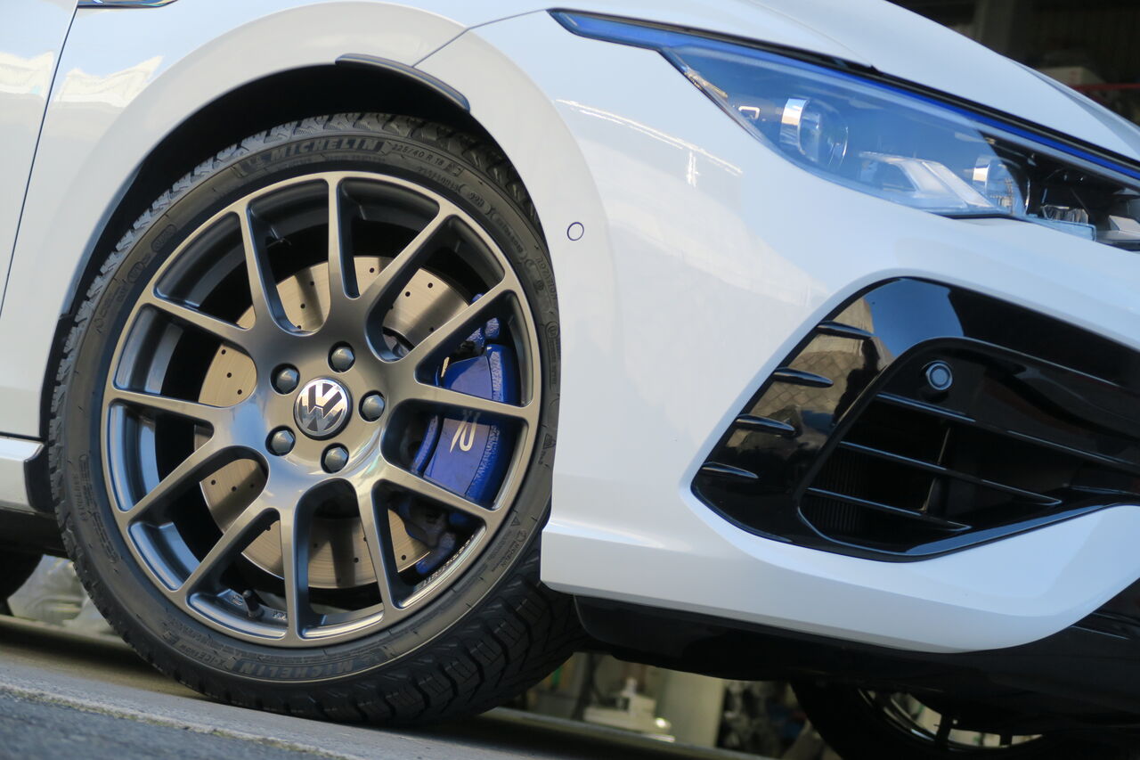 イシカワエンジニアリング スタッフブログ:VW GOLF8 R Variant × NEUSPEED RSe12 ＆MICHELIN X ...