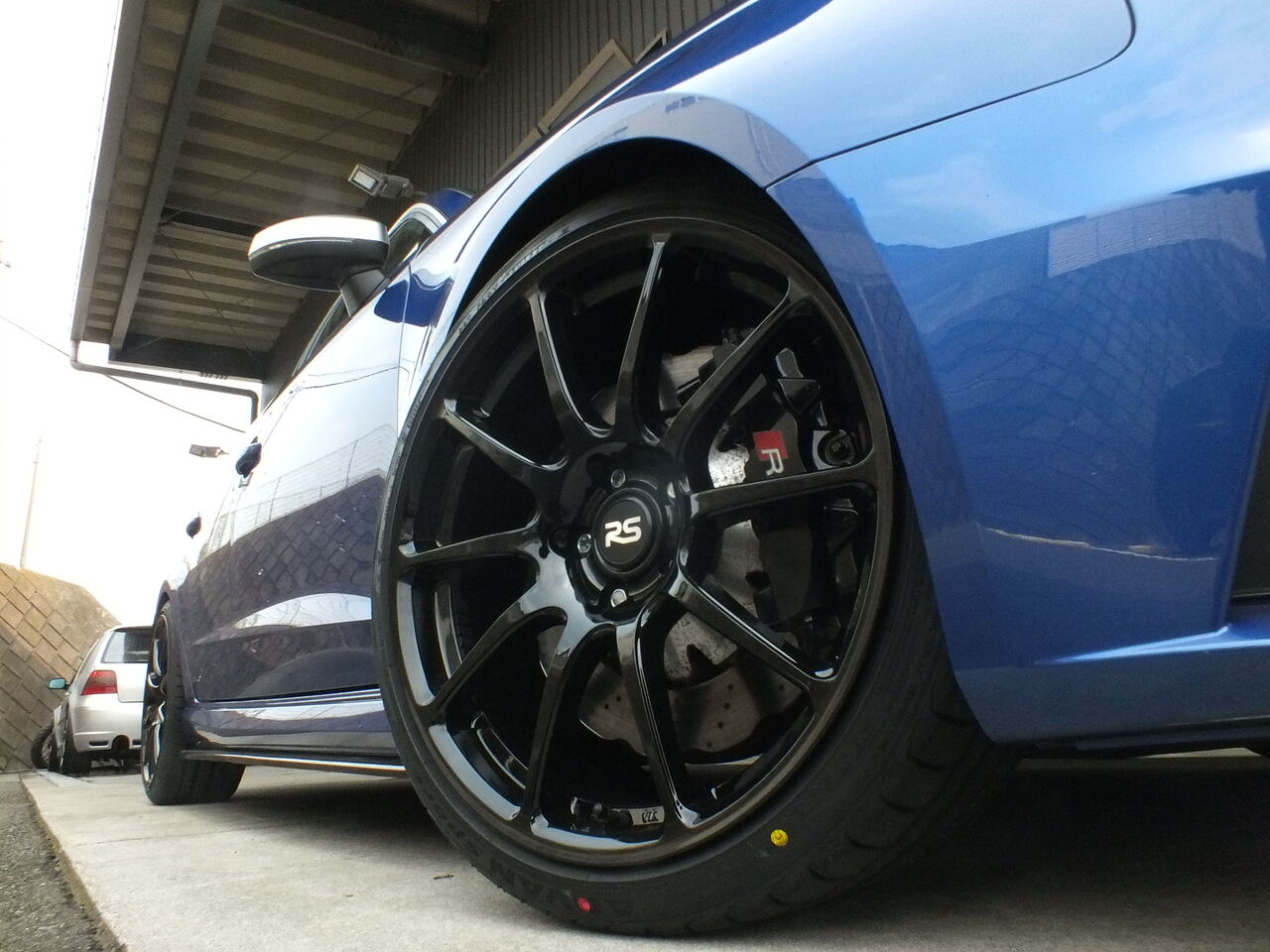 イシカワエンジニアリング スタッフブログ:AUDI RS3 × NEUSPEED RSe102 + ADVAN Sport V105 ...