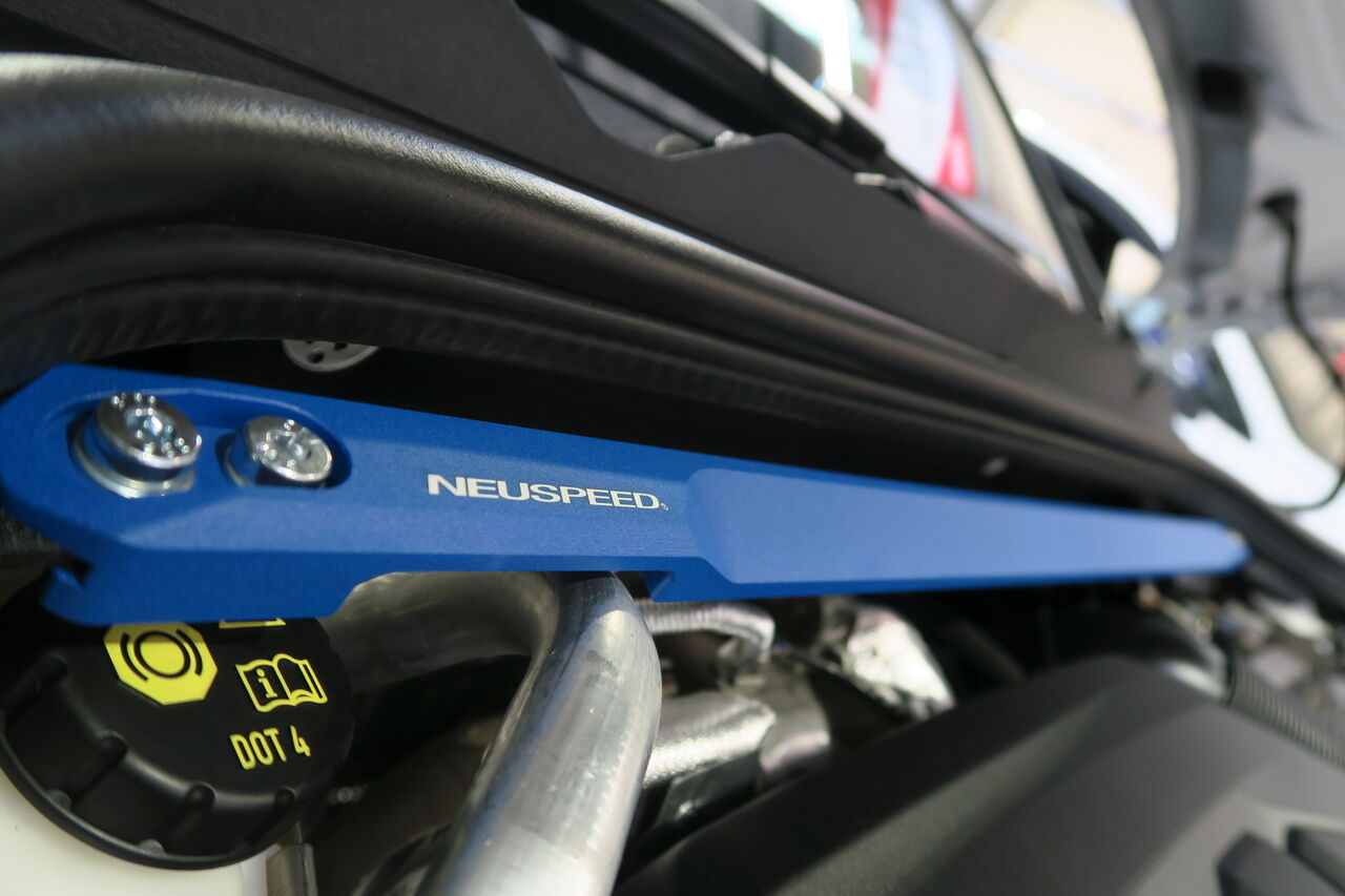 イシカワエンジニアリング スタッフブログ:VW GOLF8 R × NEUSPEED Front Upper Strut Tie-Bar ...