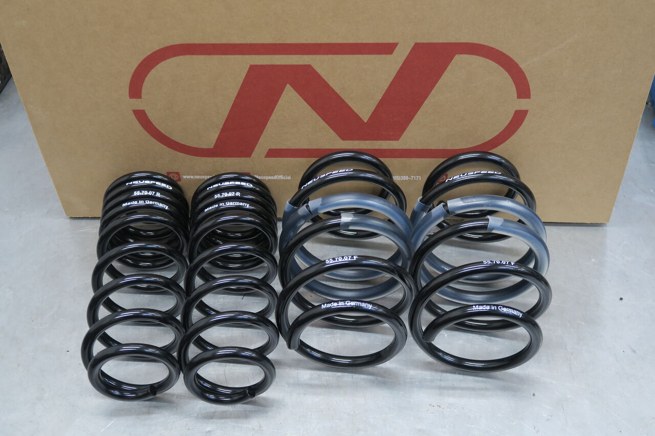 イシカワエンジニアリング スタッフブログ:VW GOLF7 Variant R × NEUSPEED Sport Spring