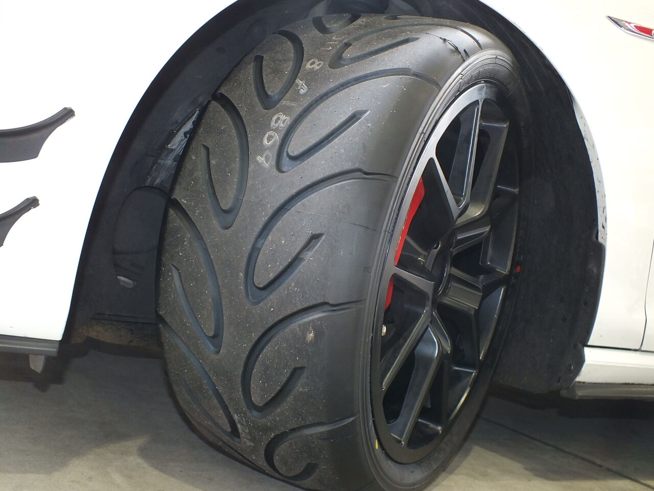 イシカワエンジニアリング スタッフブログ:VW GOLF7 GTI Performance × YOKOHAMA ADVAN A050