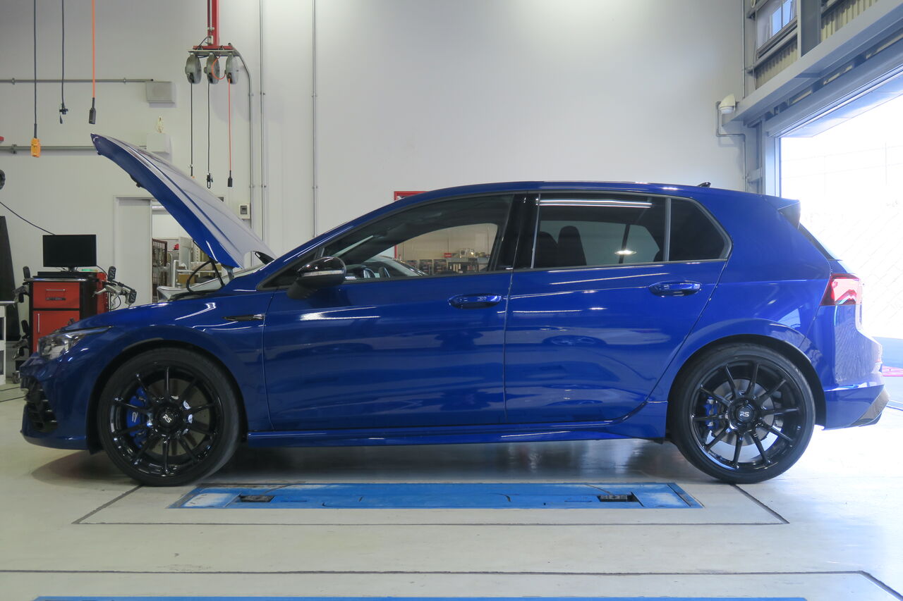 イシカワエンジニアリング スタッフブログ:VW GOLF8 R × NEUSPEED Sport Spring