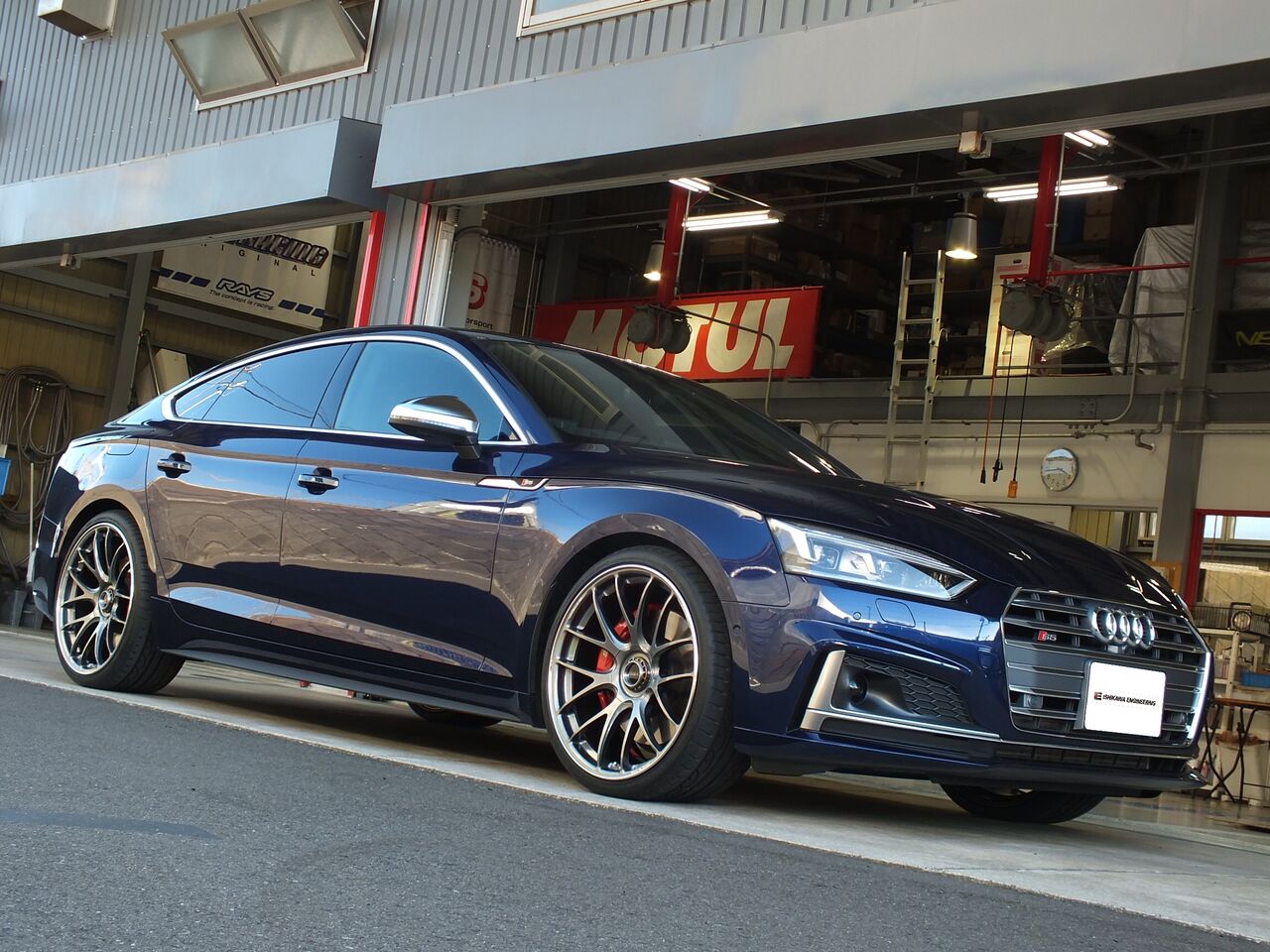 イシカワエンジニアリング スタッフブログ:AUDI S5(B9) Sportback 3.0TFSI Quattro × RAYS VOLK ...