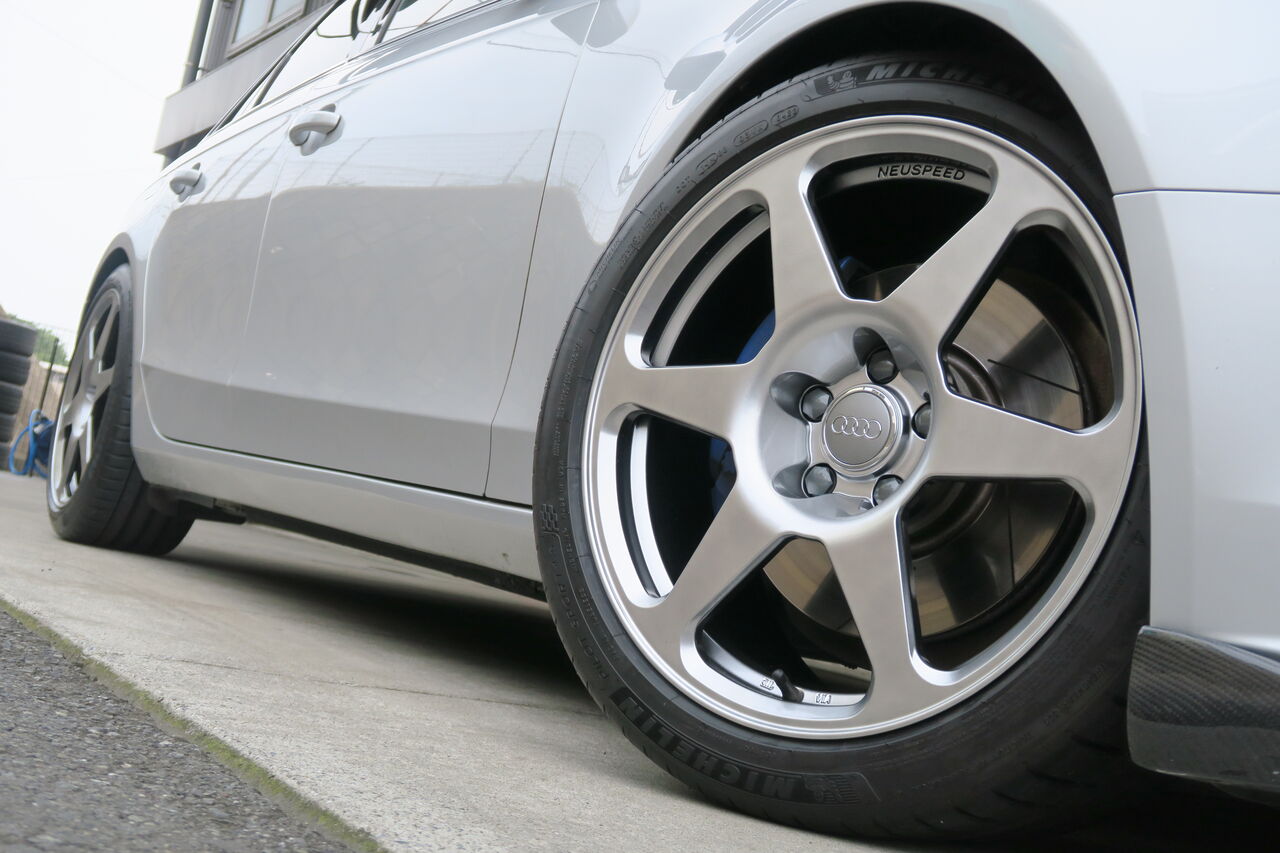 イシカワエンジニアリング スタッフブログ:AUDI A4 (B8) 2.0 TFSI Quattro × NEUSPEED RSe06 ...