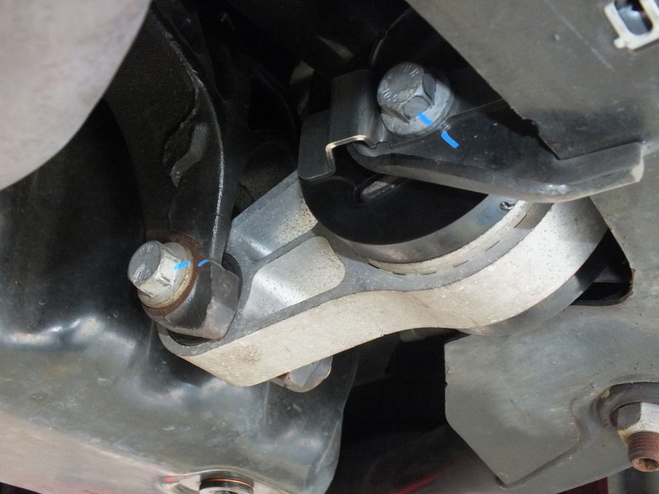 イシカワエンジニアリング スタッフブログ:R56 JCW × NM Engineering Engine Torque Arm Insert