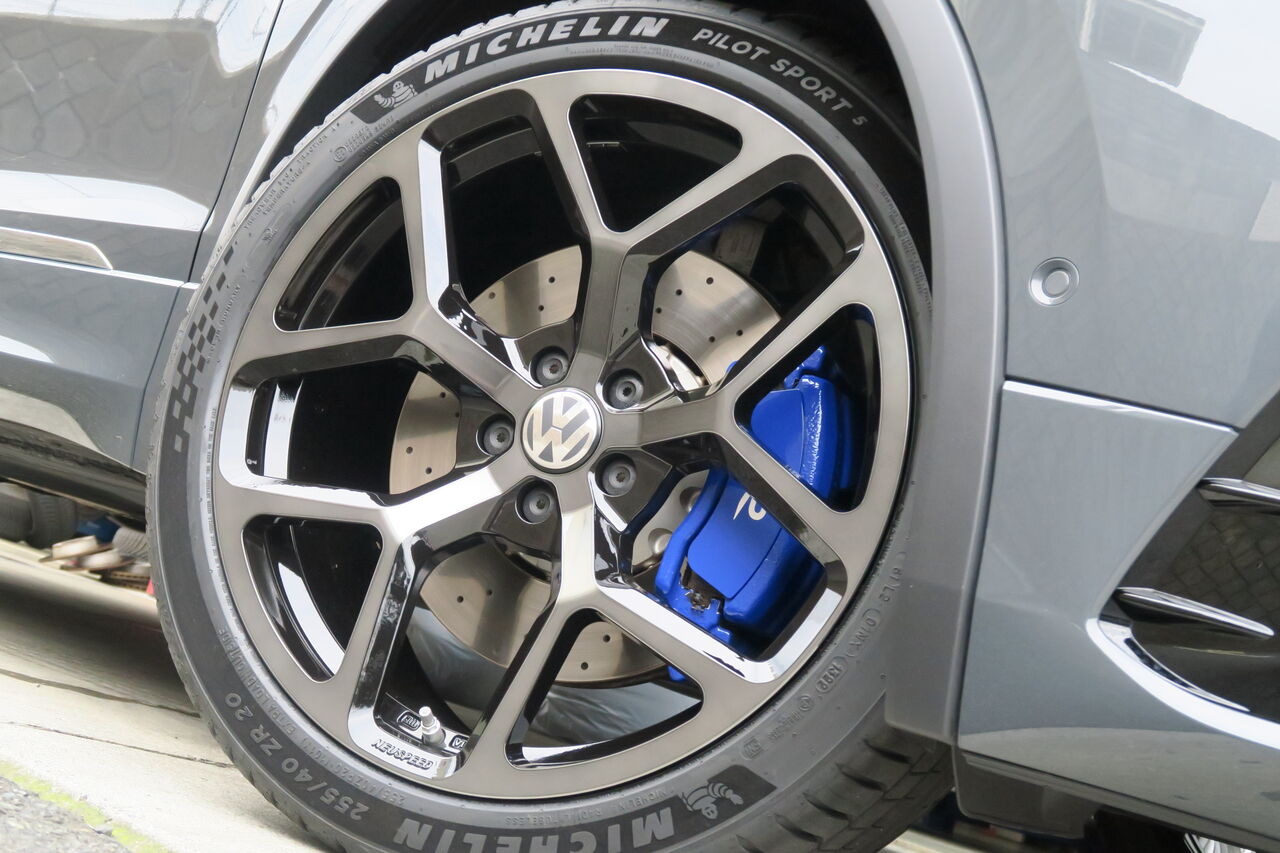 イシカワエンジニアリング スタッフブログ:VW TIGUAN R × NEUSPEED RSe103 + MICHELIN PS5
