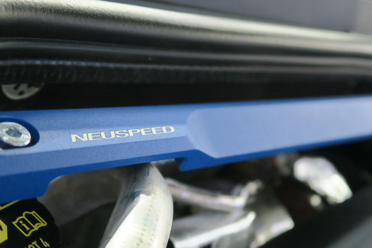 イシカワエンジニアリング スタッフブログ:VW GOLF8 R 20 Years × NEUSPEED Front Upper Strut ...