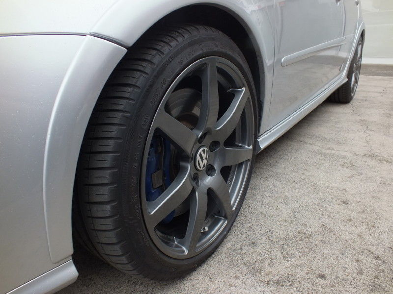 イシカワエンジニアリング スタッフブログ:GOLF5 R32 × NEUSPEED RSe07