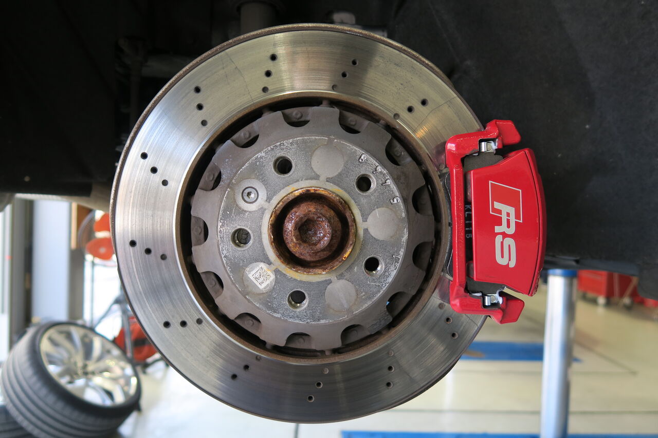 イシカワエンジニアリング スタッフブログ:RS4 B9 × iSWEEP Brake Pad IS1500