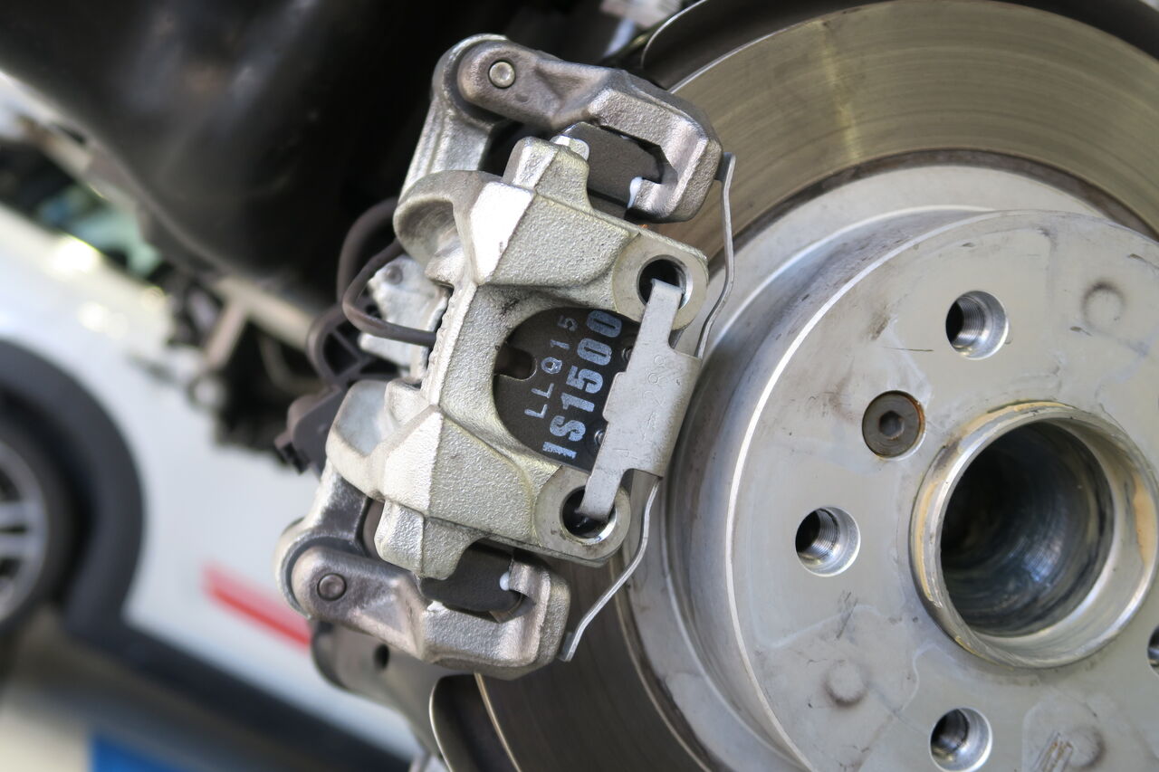 イシカワエンジニアリング スタッフブログ:MINI F54 Cooper D × iSWEEP Brake Pad IS1500