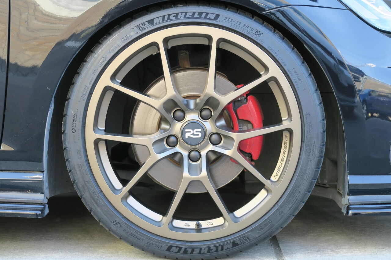 イシカワエンジニアリング スタッフブログ:VW GOLF7.5 GTI × NEUSPEED RSe10 + MICHELIN PS4S
