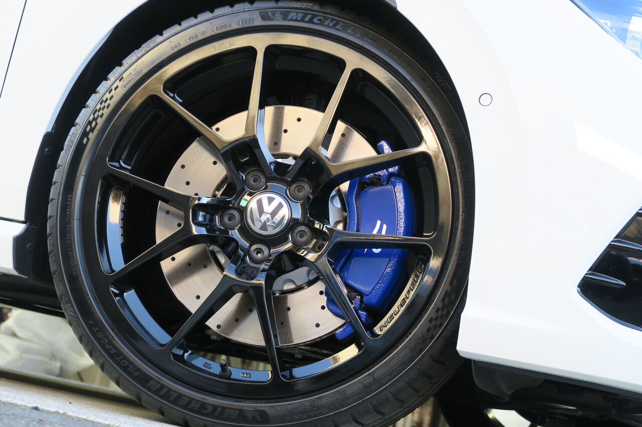 イシカワエンジニアリング スタッフブログ:VW GOLF8 R × NEUSPEED RSe10