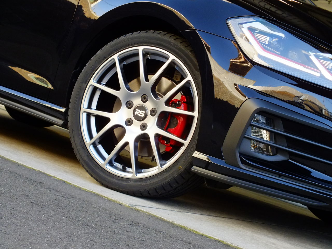 イシカワエンジニアリング スタッフブログ:GOLF7.5 GTI × NEUSPEED RSe12