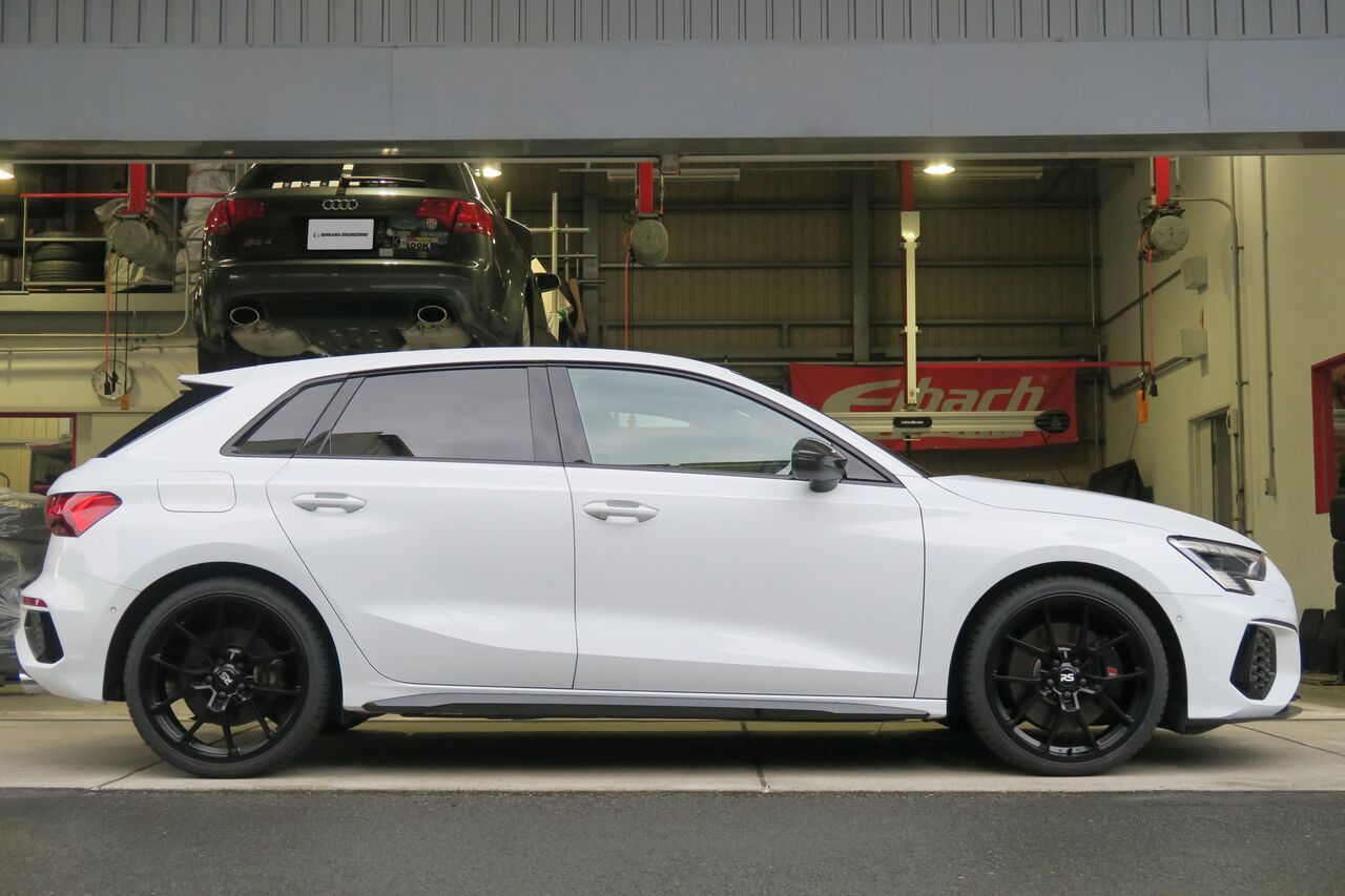 イシカワエンジニアリング スタッフブログ:AUDI S3 (8Y) Sportback × NEUSPEED RSe10 + Hankook ...