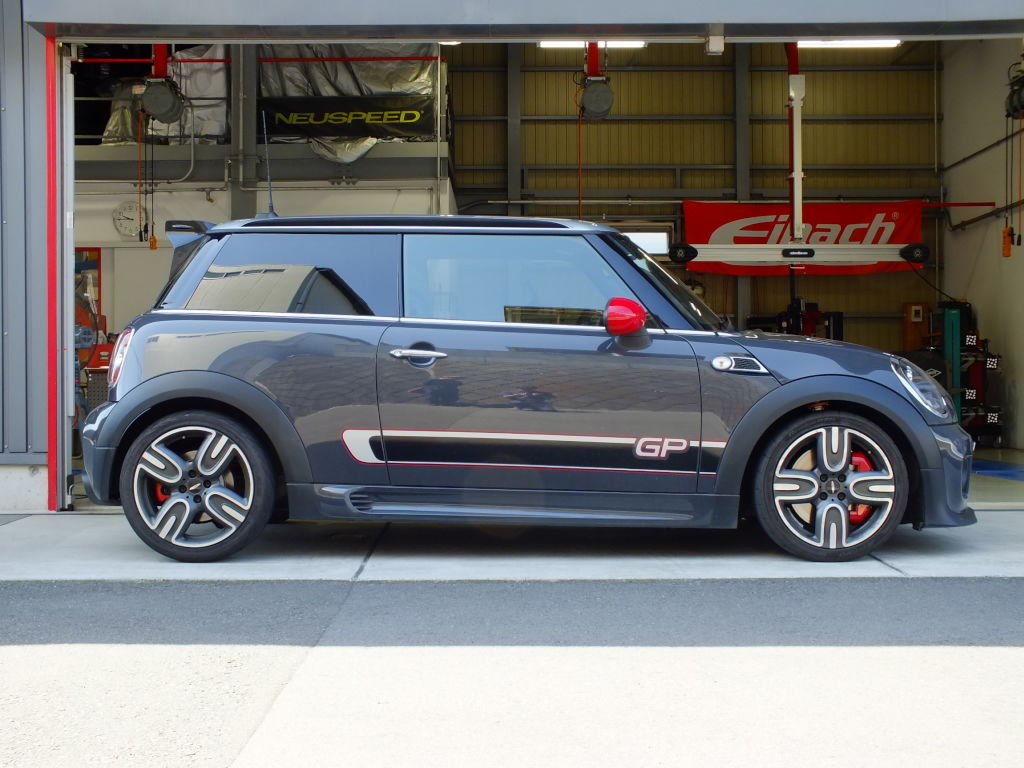 イシカワエンジニアリング スタッフブログ:MINI R56 GP × OHLINS 車高調整式サスペンション