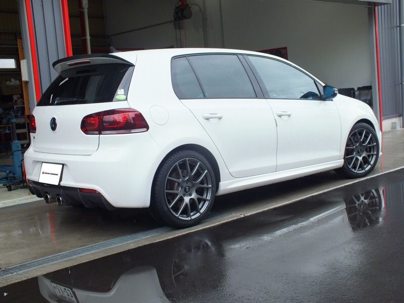 イシカワエンジニアリング スタッフブログ:GOLF6 R × NEUSPEED RSe12 + PIRELLI P1