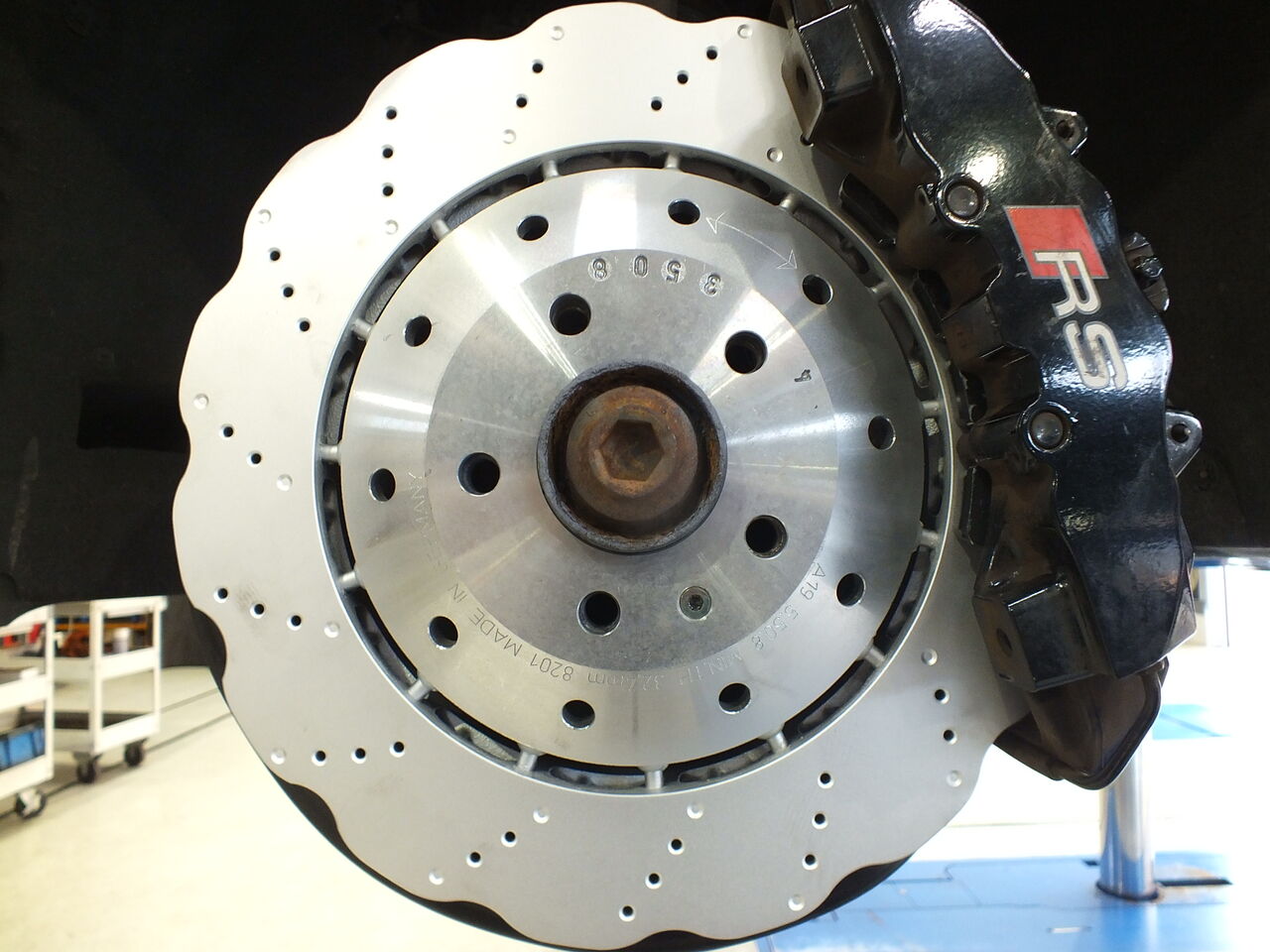 イシカワエンジニアリング スタッフブログ:AUDI RS4 (B8) 4.2 V8 FSI Quattro × iSWEEP Brake ...