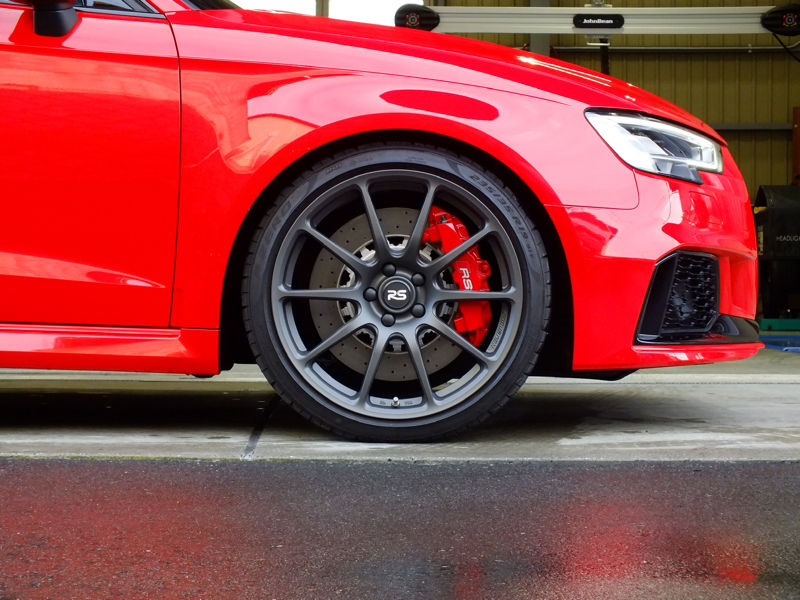 イシカワエンジニアリング スタッフブログ:RS3 Sportback × NEUSPEED RSe102