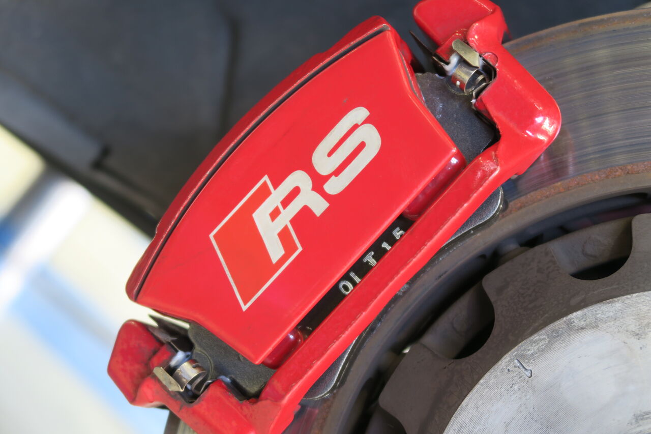 イシカワエンジニアリング スタッフブログ:AUDI RS4 (B9) Avant × iSWEEP Brake Pad IS1500