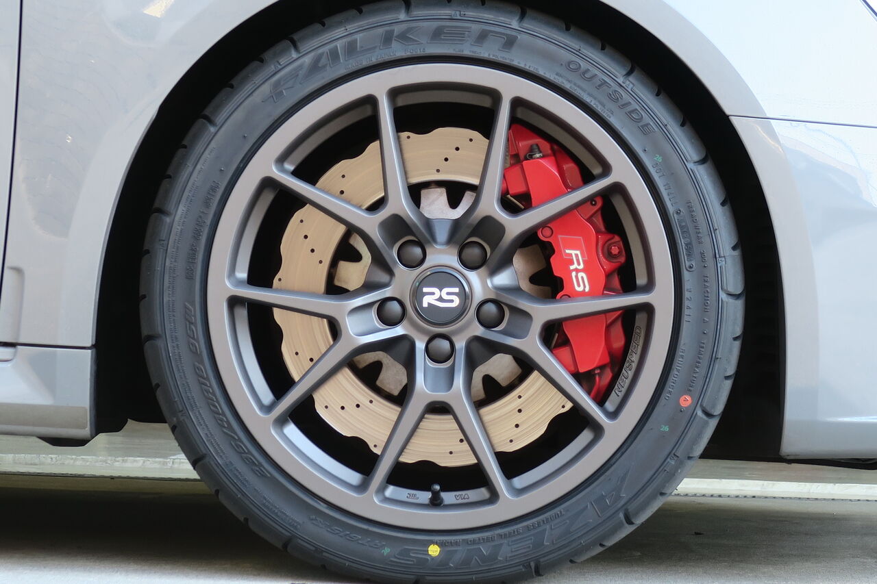 イシカワエンジニアリング スタッフブログ:AUDI RS3(8V) Sportback × NEUSPEED RSe10