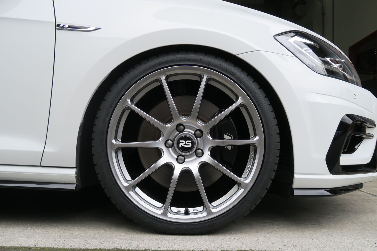 イシカワエンジニアリング スタッフブログ:VW GOLF7.5 R × NEUSPEED RSe102 + Hankook ventus S1 ...
