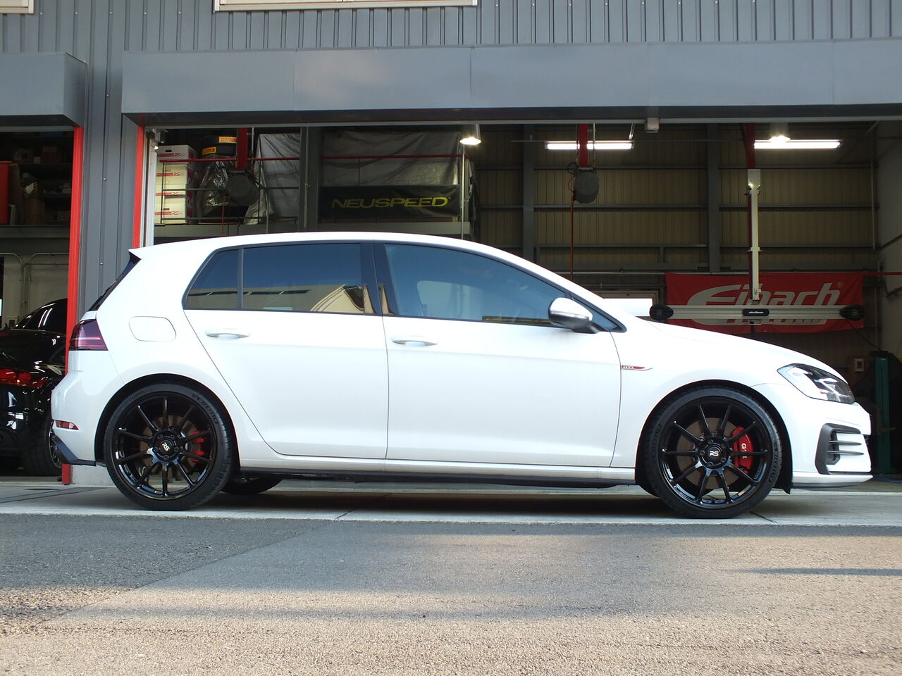イシカワエンジニアリング スタッフブログ:VW GOLF7.5 GTI Performance × NEUSPEED RSe102 ...