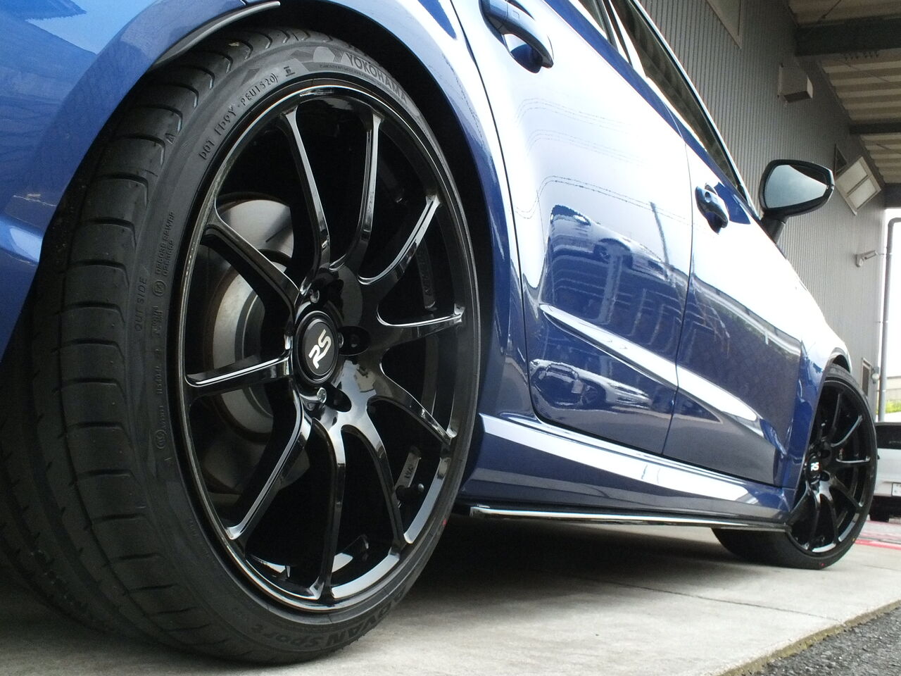 イシカワエンジニアリング スタッフブログ:AUDI RS3 × NEUSPEED RSe102 + ADVAN Sport V105 ...