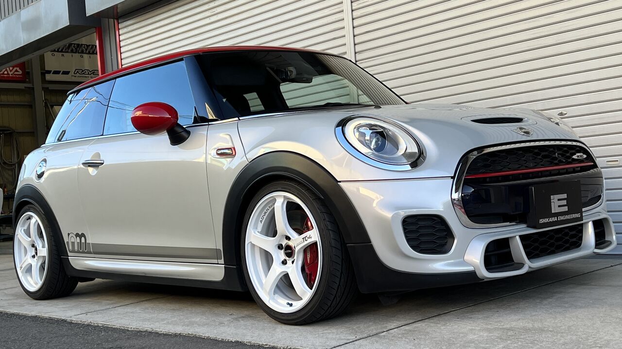 イシカワエンジニアリング スタッフブログ:MINI F56 JCW デモカー x ADVAN Racing TC-4