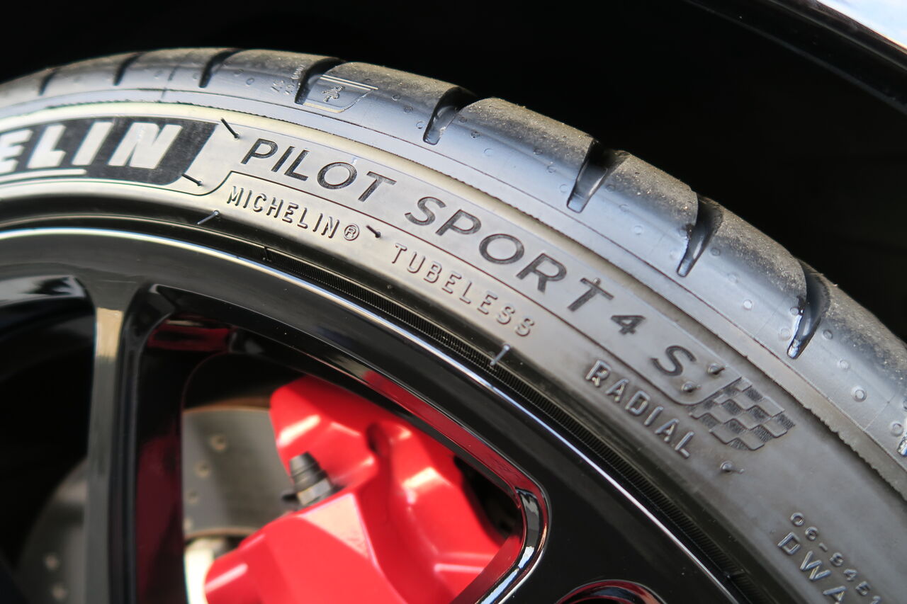 イシカワエンジニアリング スタッフブログ:AUDI RS3 (8V) Sedan × NEUSPEED RSe102 + Sport Spring