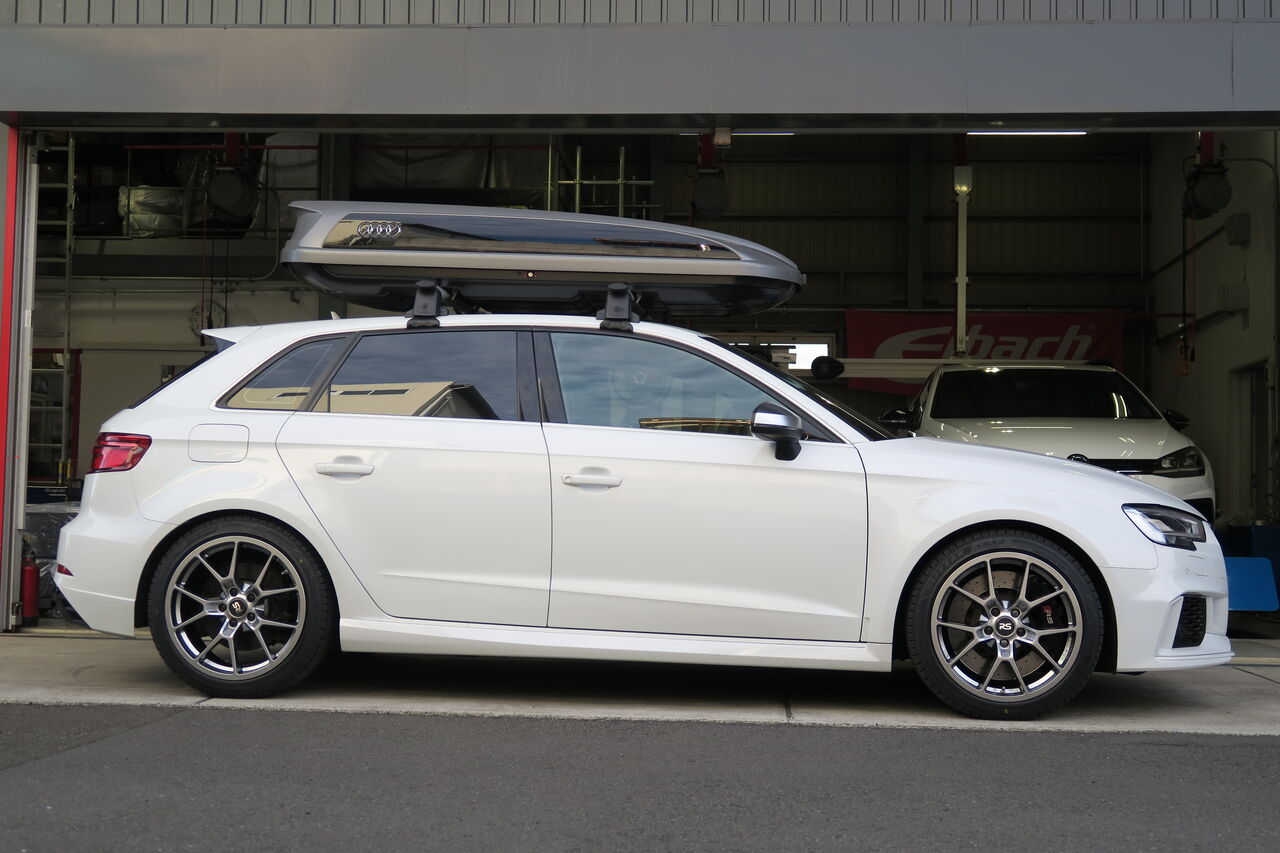 イシカワエンジニアリング スタッフブログ:AUDI RS3 Sportsback × NEUSPEED RSe10 & BS BLIZZAK VRX