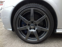 イシカワエンジニアリング スタッフブログ:GOLF5 R32 × NEUSPEED RSe07